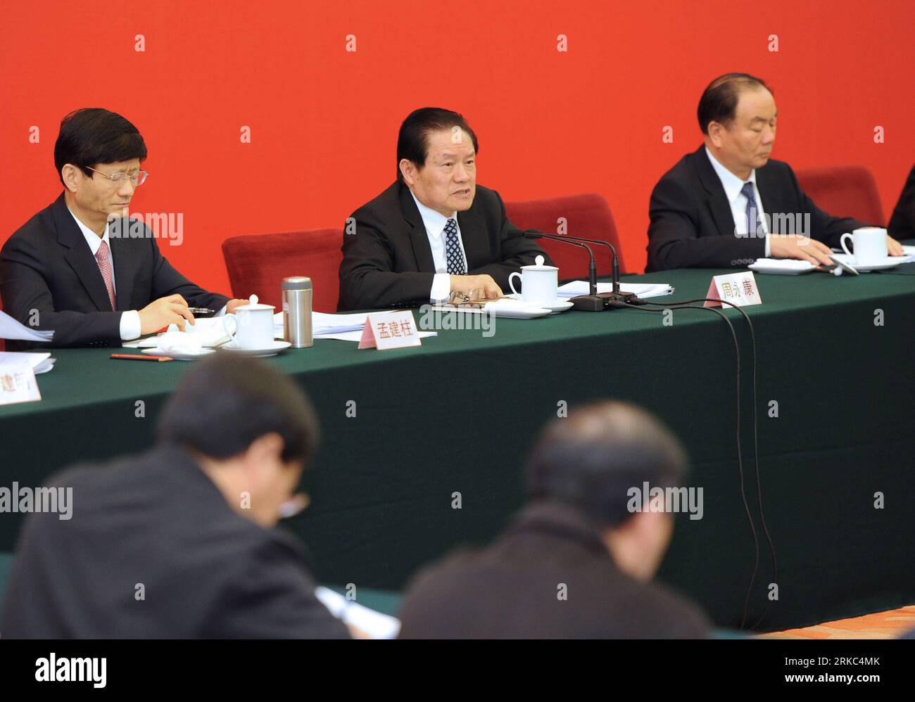 Lawyer from law firms hi-res stock photography and images - Alamy