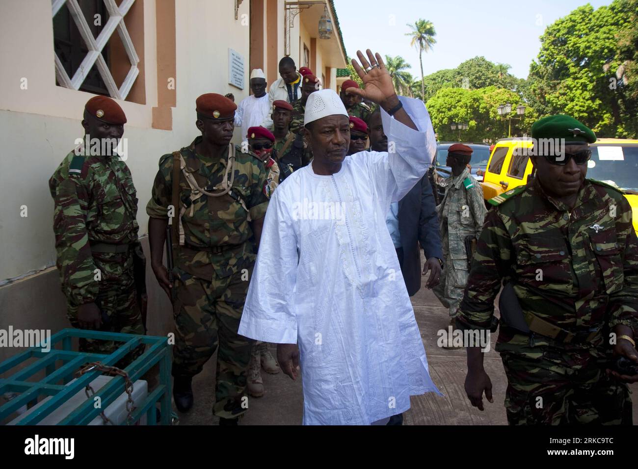 Rally of the guinean people hi-res stock photography and images - Alamy