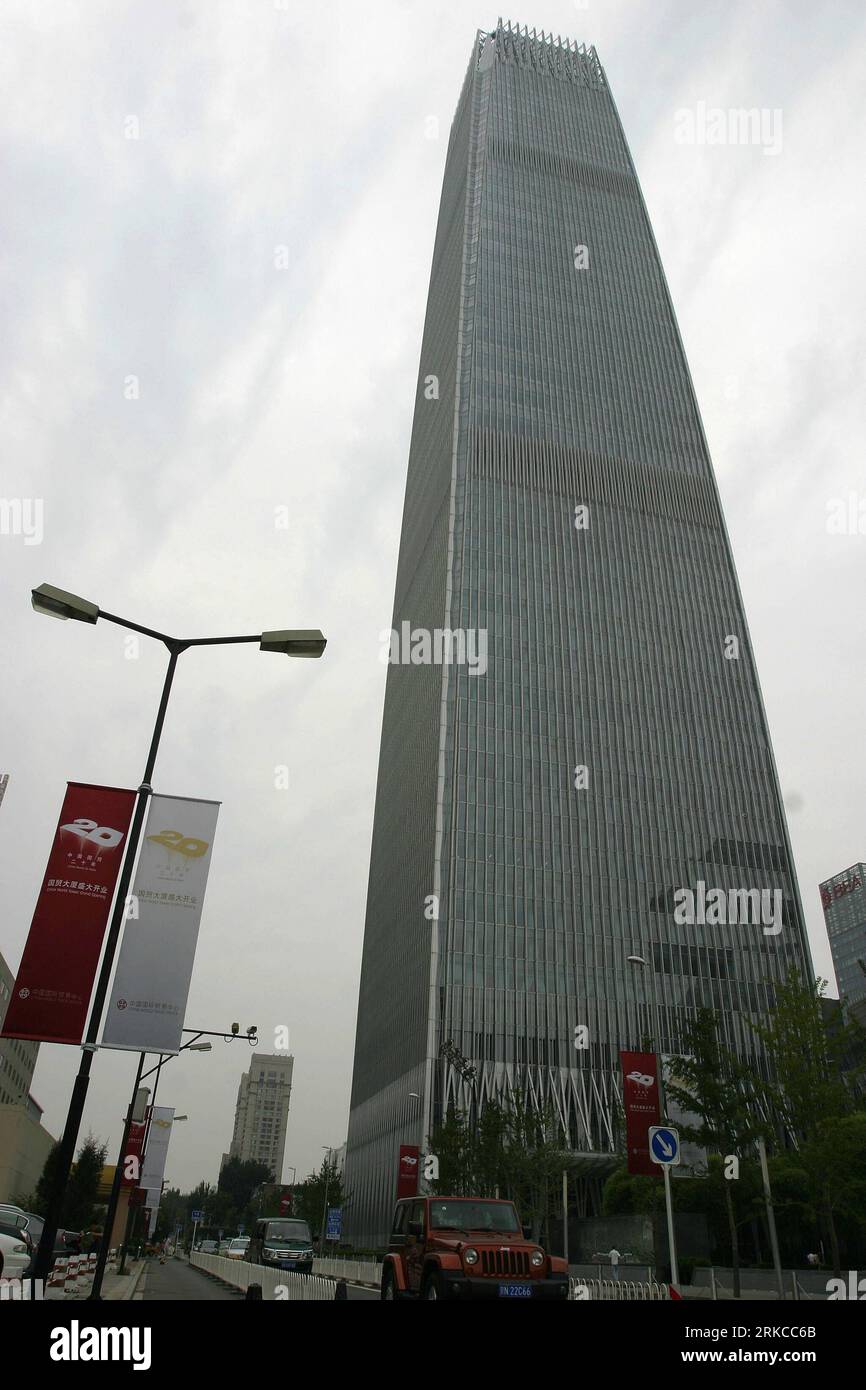 330 meter hi-res stock photography and images - Alamy