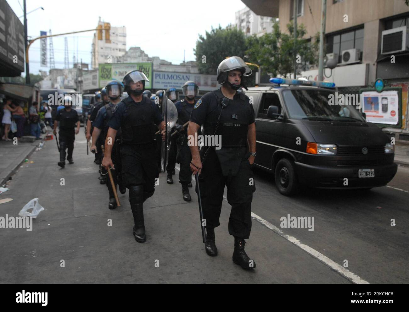 Constitucion train station hi-res stock photography and images - Alamy
