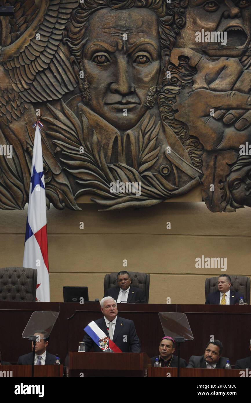 Panama president hi-res stock photography and images - Alamy