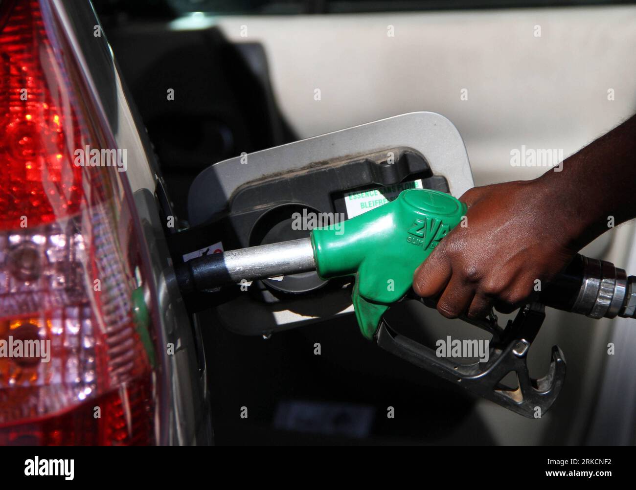 South african gas station hi-res stock photography and images - Alamy