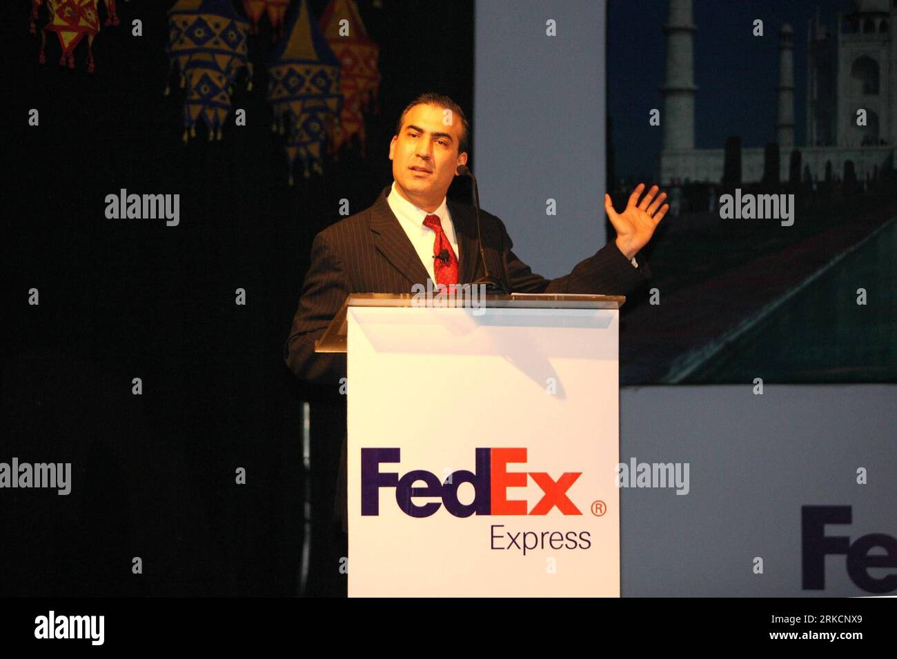 Fedex operations hi-res stock photography and images - Alamy