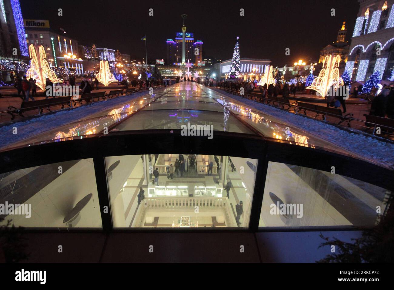 Keiv square hi-res stock photography and images - Alamy