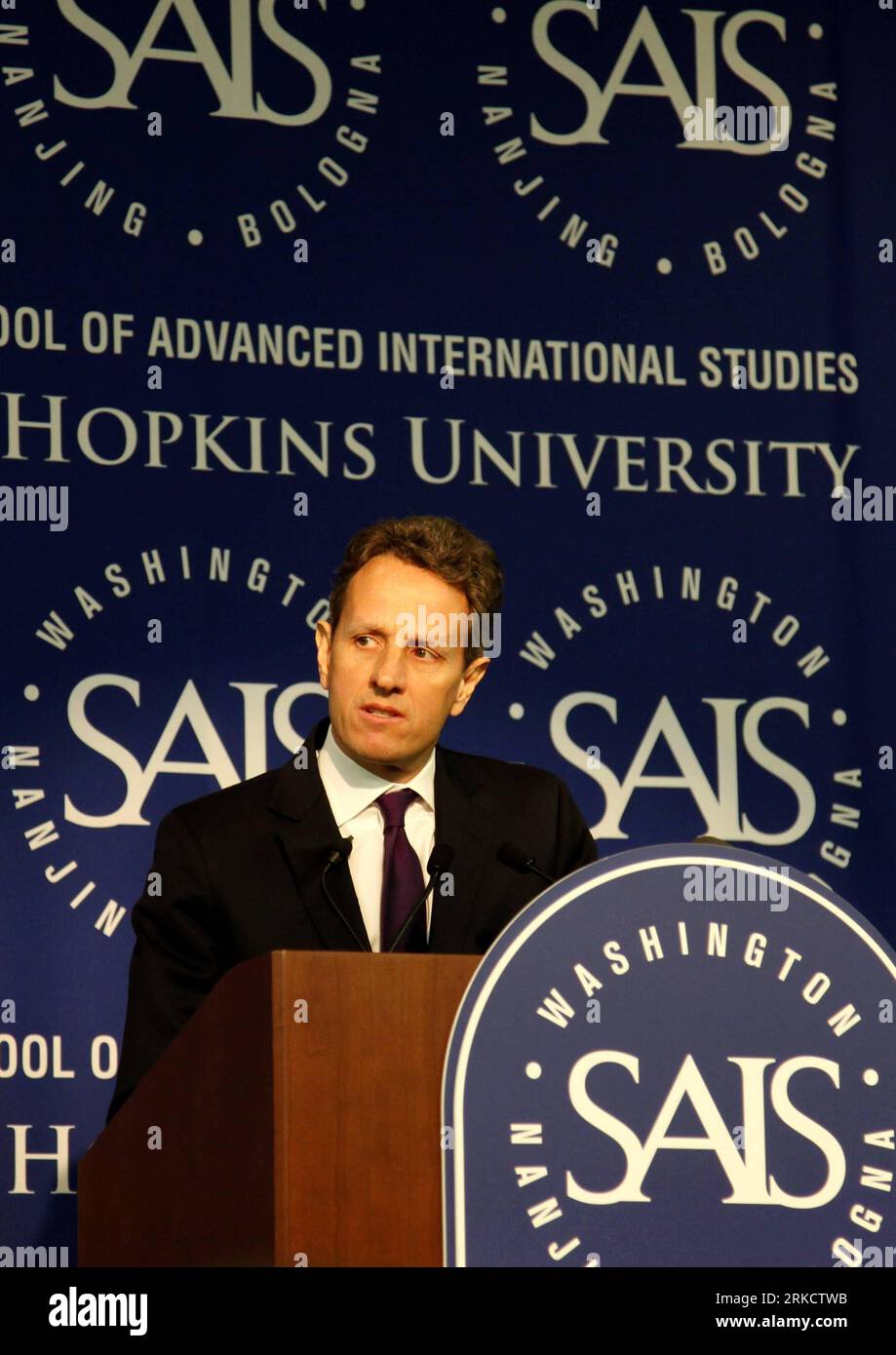 Secretary tim geithner hi-res stock photography and images - Alamy