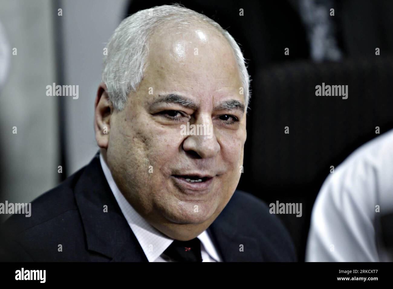 He set himself on fire in 2011 hi-res stock photography and images - Alamy