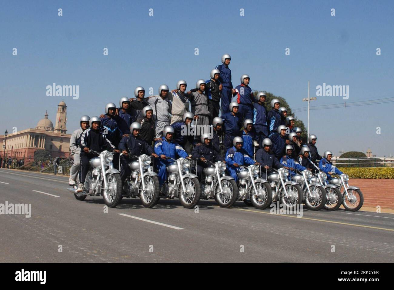 India republic day parade motorcycle hi-res stock photography and ...