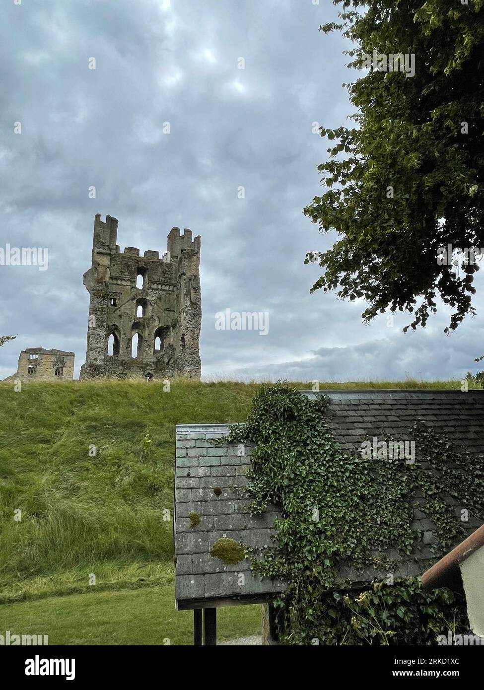 Towering castles hi-res stock photography and images - Alamy
