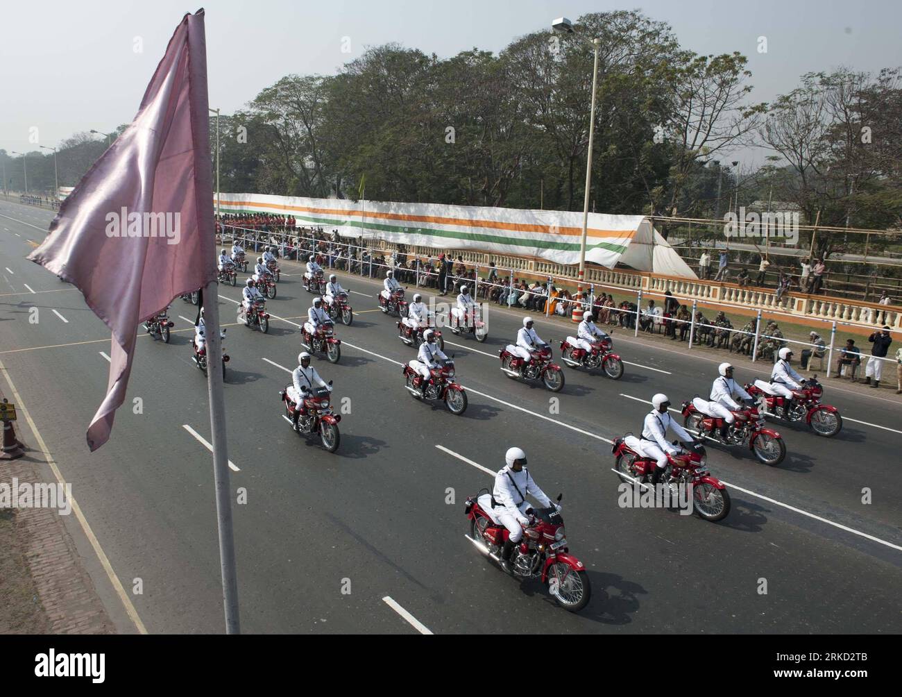Upcoming indian republic day parade hi-res stock photography and images ...