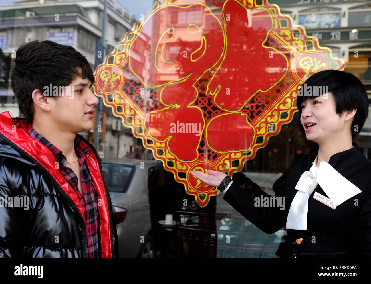 Pasting paper hi-res stock photography and images - Alamy