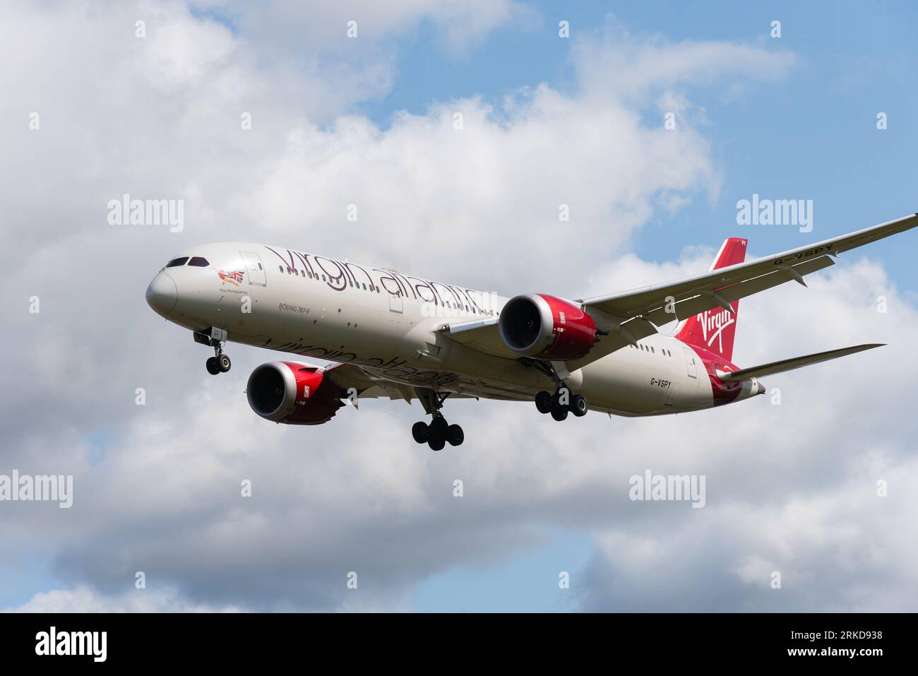 Virgin Atlantic Airways Boeing 787-9 Dreamliner jet airliner plane G ...