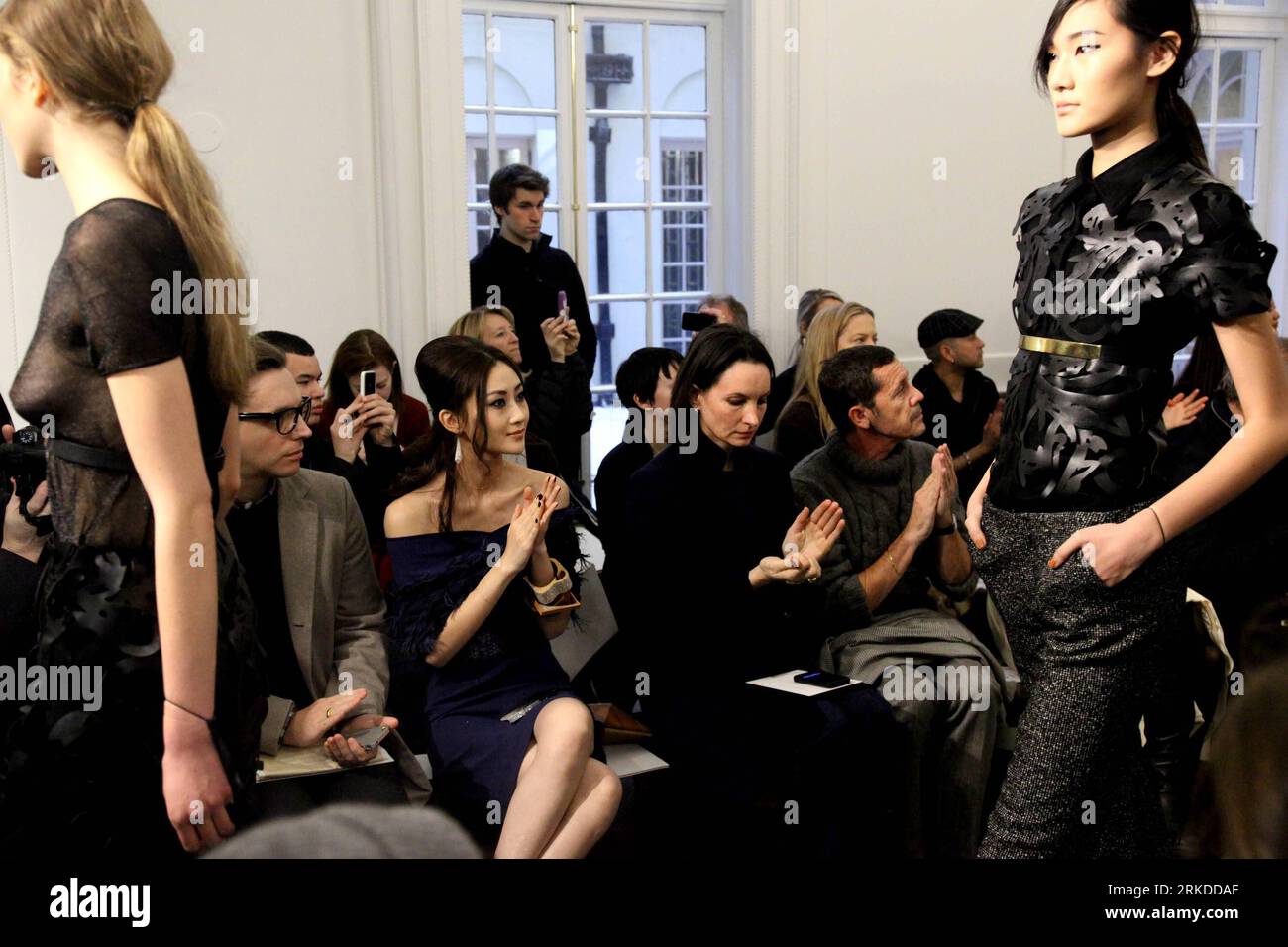 Actress peng lin hi-res stock photography and images - Alamy