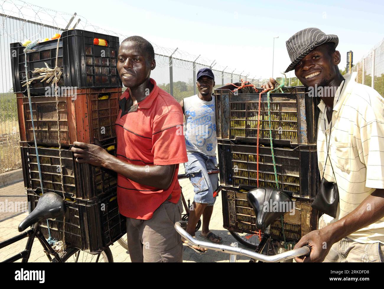 Bildnummer: 54936124 Datum: 21.02.2011 Copyright: imago/Xinhua (110221 ...