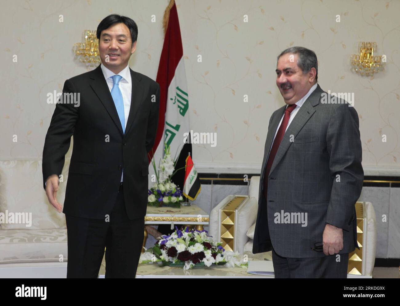 Iraq 2003 people hi-res stock photography and images - Alamy