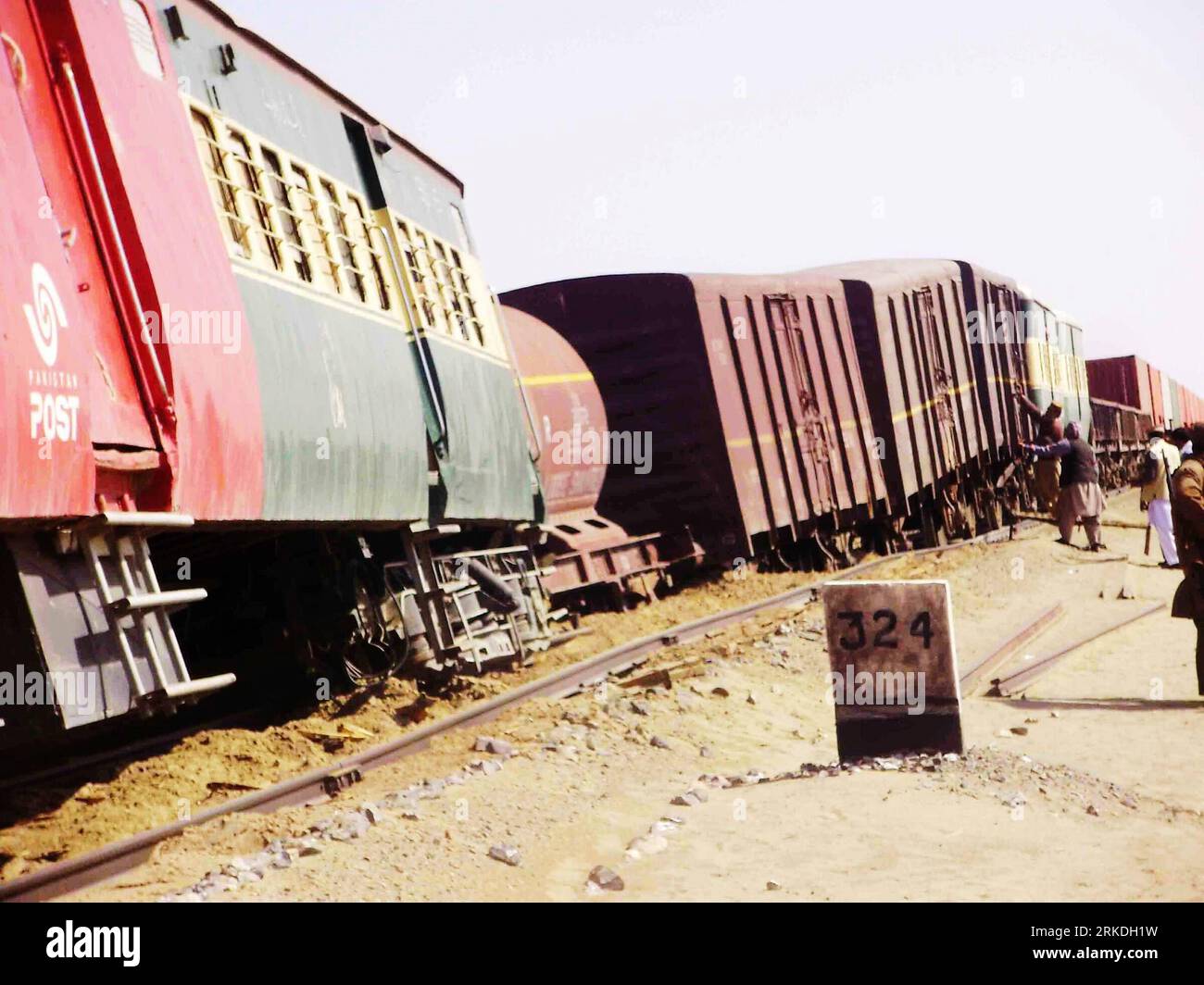 Pakistani rail hi-res stock photography and images - Alamy