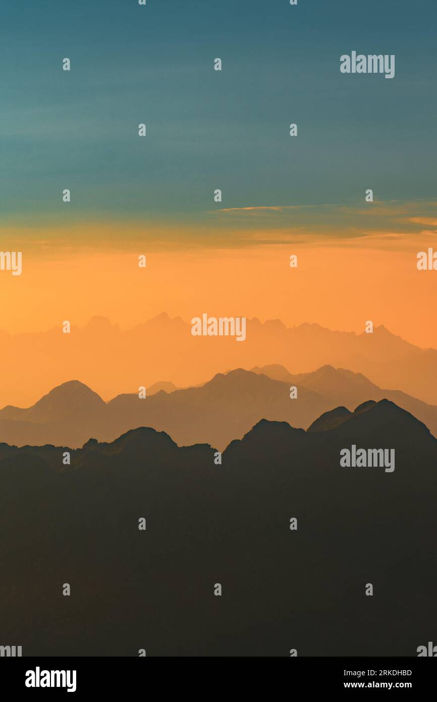 Orange filter hi-res stock photography and images - Alamy
