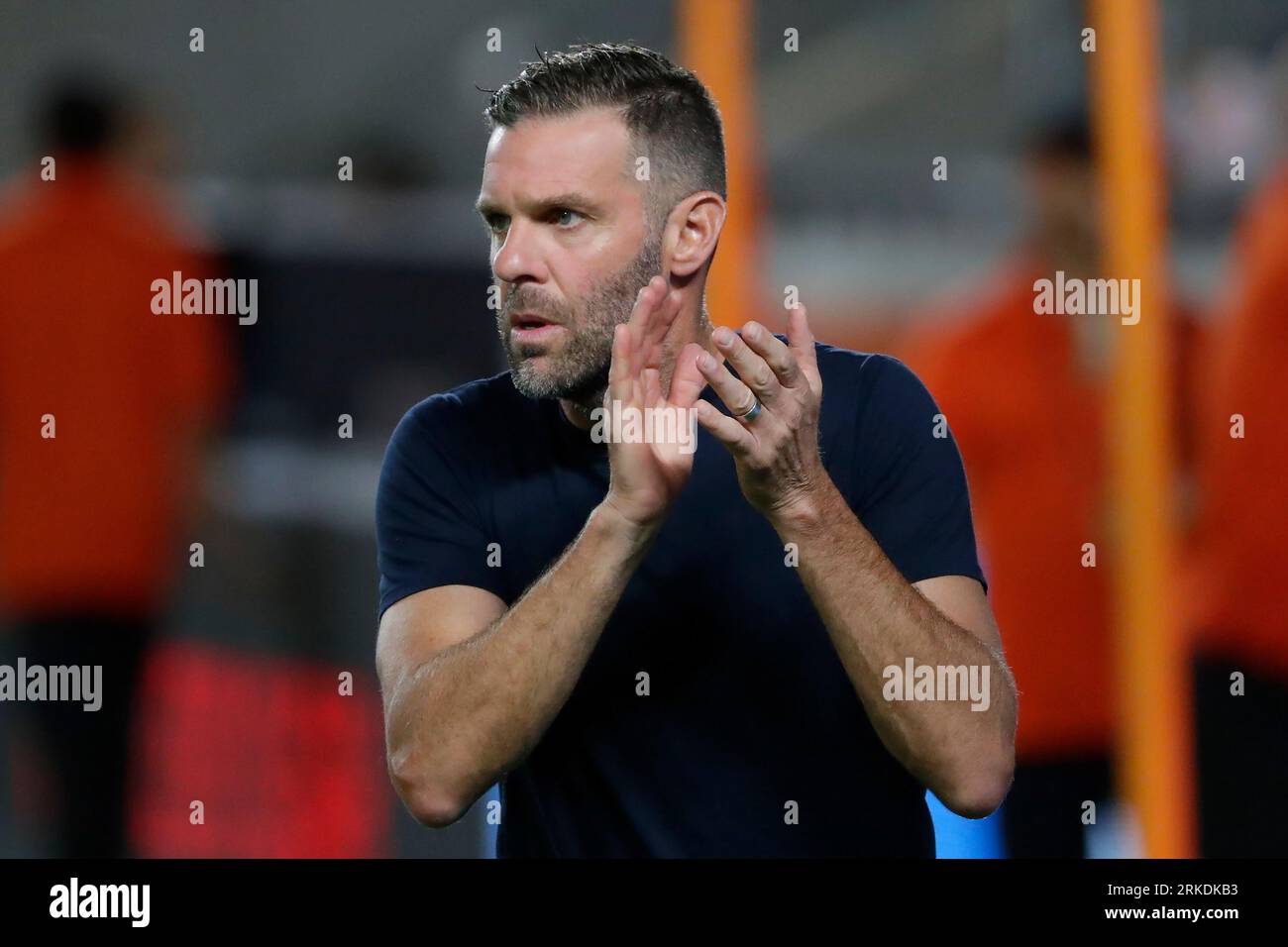 Houston Dynamo head coach Ben Olsen acknowledges the fans before the first half of a U.S. Open ...
