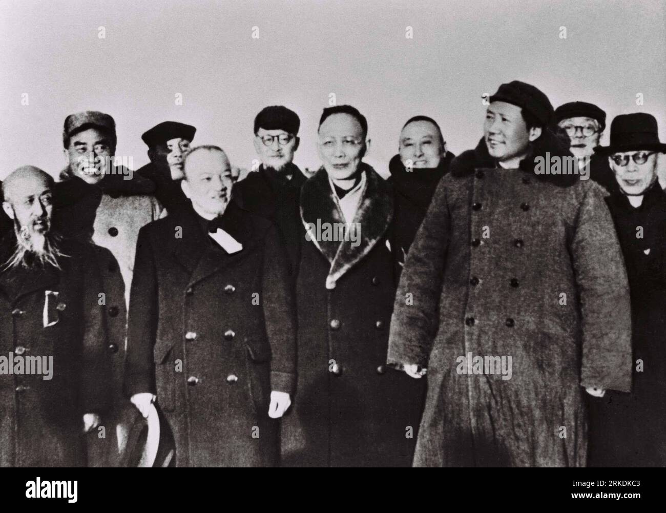 Mao zedong 1949 hi-res stock photography and images - Alamy