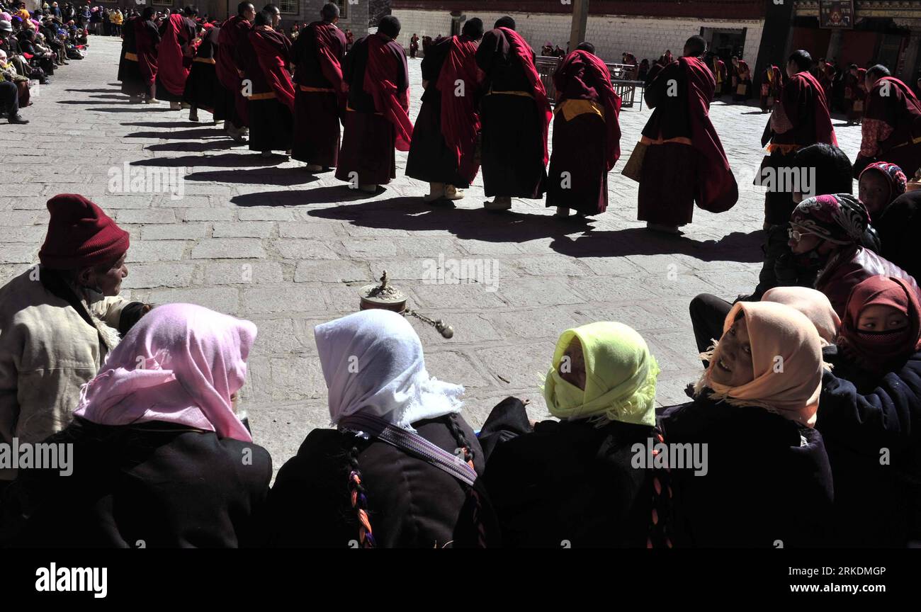 Devil dance hi-res stock photography and images - Alamy