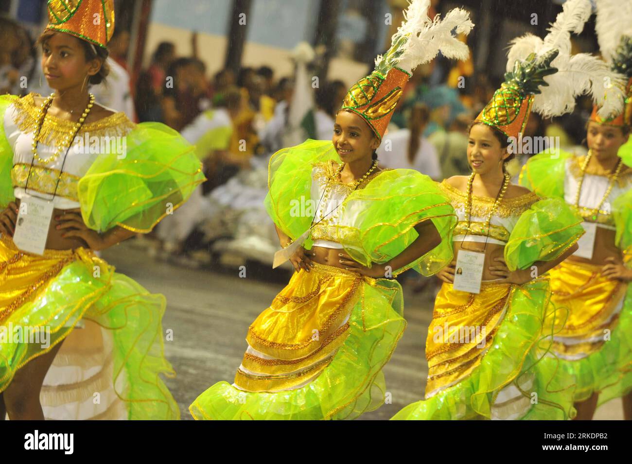 Brazil rio carnival children hi-res stock photography and images - Alamy