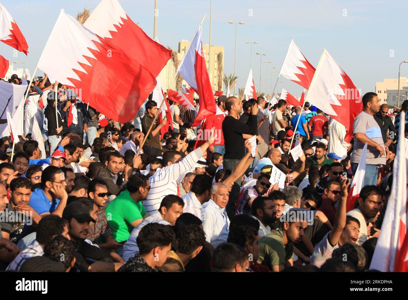 Manama gate hi-res stock photography and images - Alamy