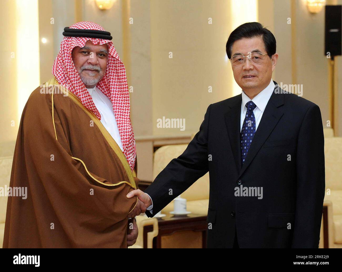 Prinz bandar bin sultan bin abdul aziz hi-res stock photography and ...