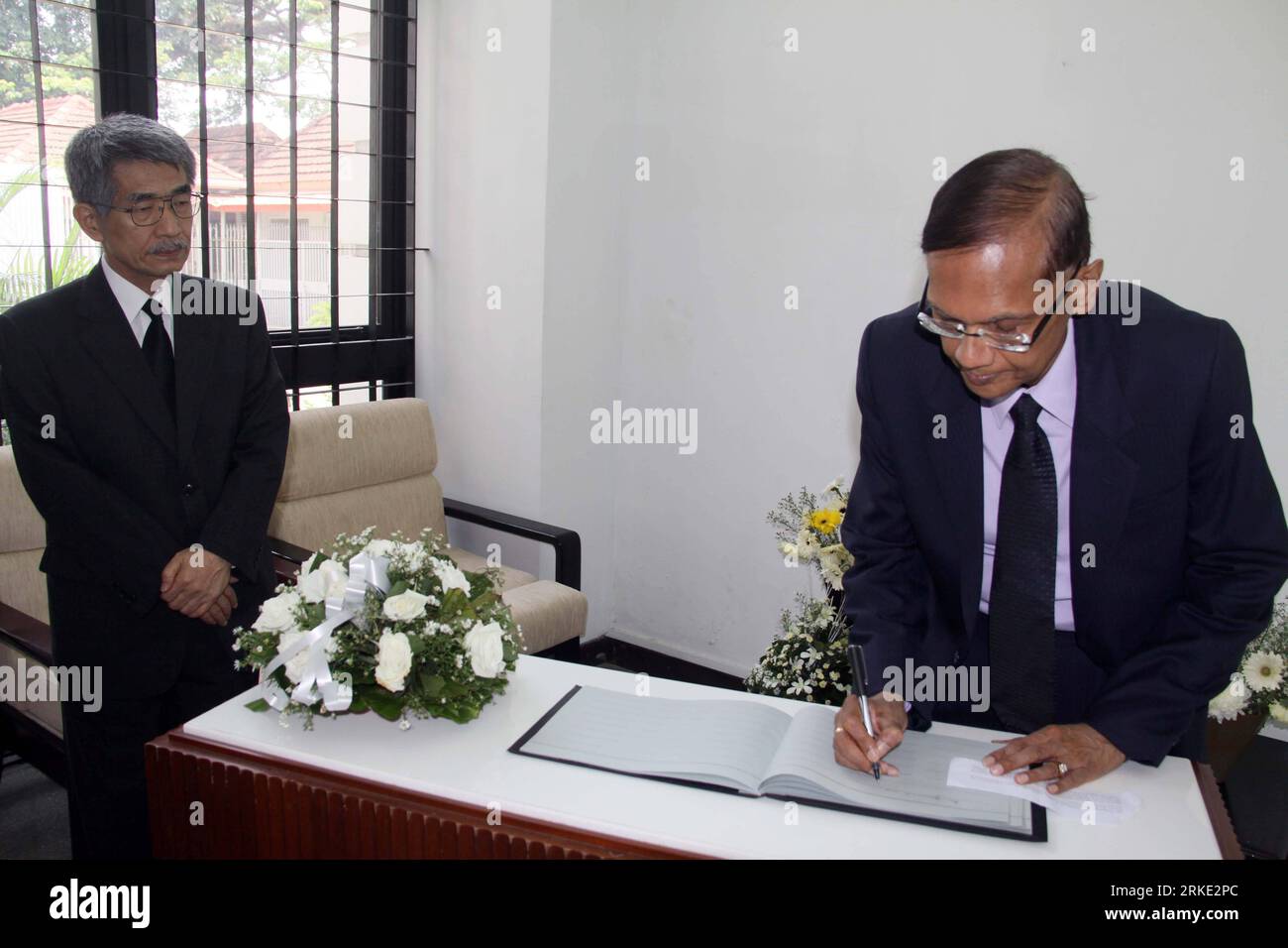 G l peiris hi-res stock photography and images - Alamy