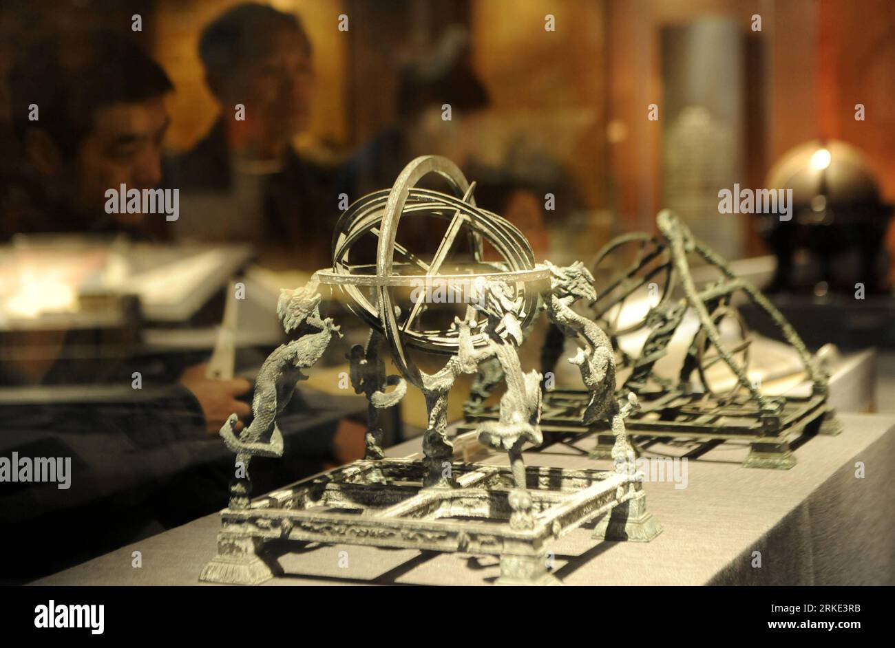 Meteorological instruments hi-res stock photography and images - Alamy