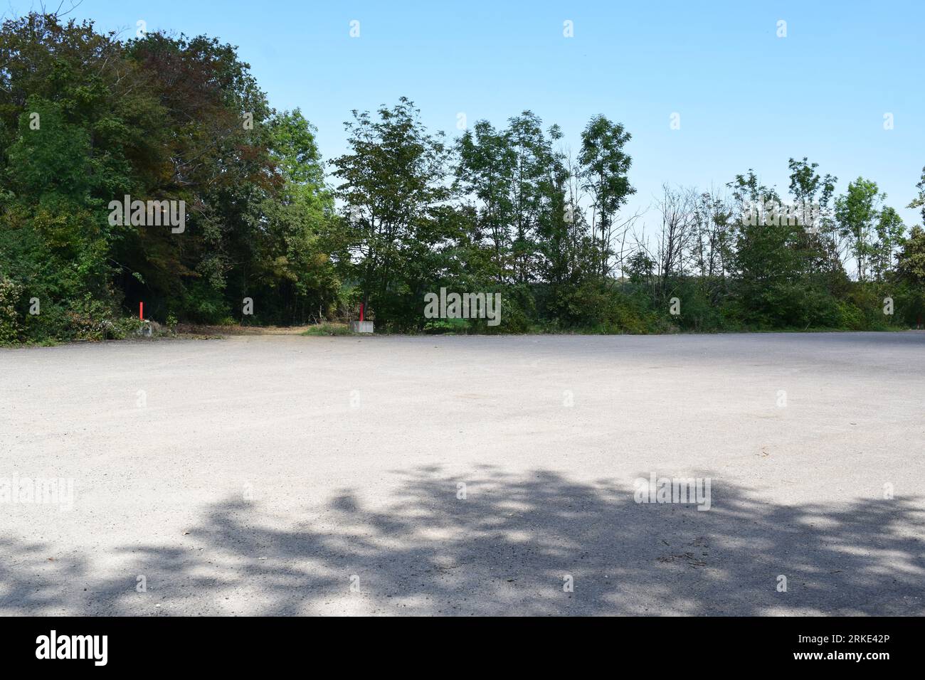 gravel parking lot Stock Photo - Alamy gravel parking lot Stock Photo - Alamy