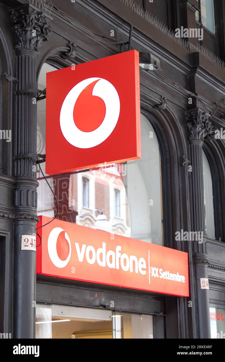 Vodafone logo office building hi-res stock photography and images - Alamy