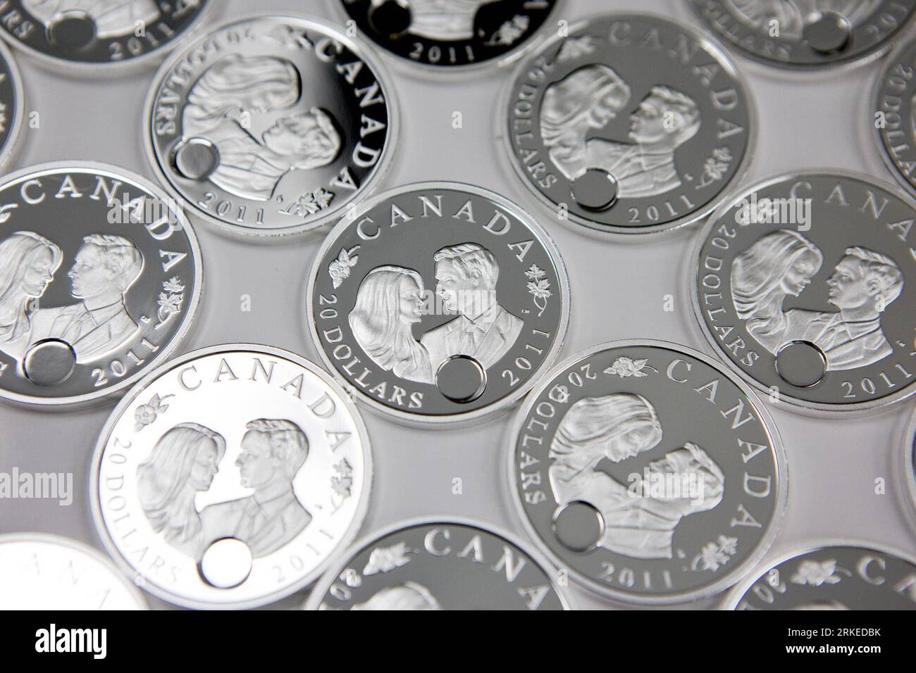 Pure nickel hi-res stock photography and images - Alamy