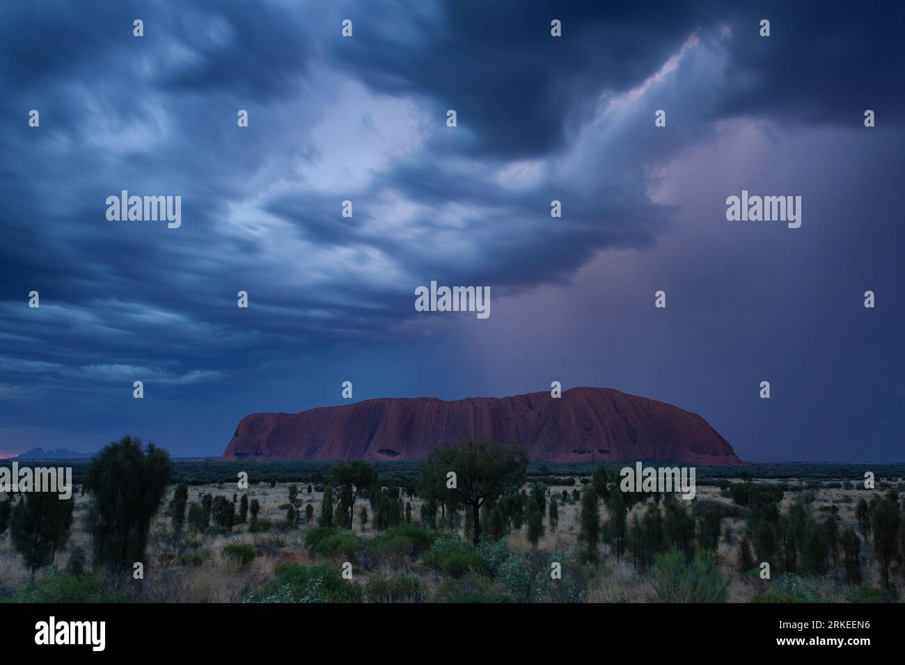 Explore uluru hi-res stock photography and images - Alamy
