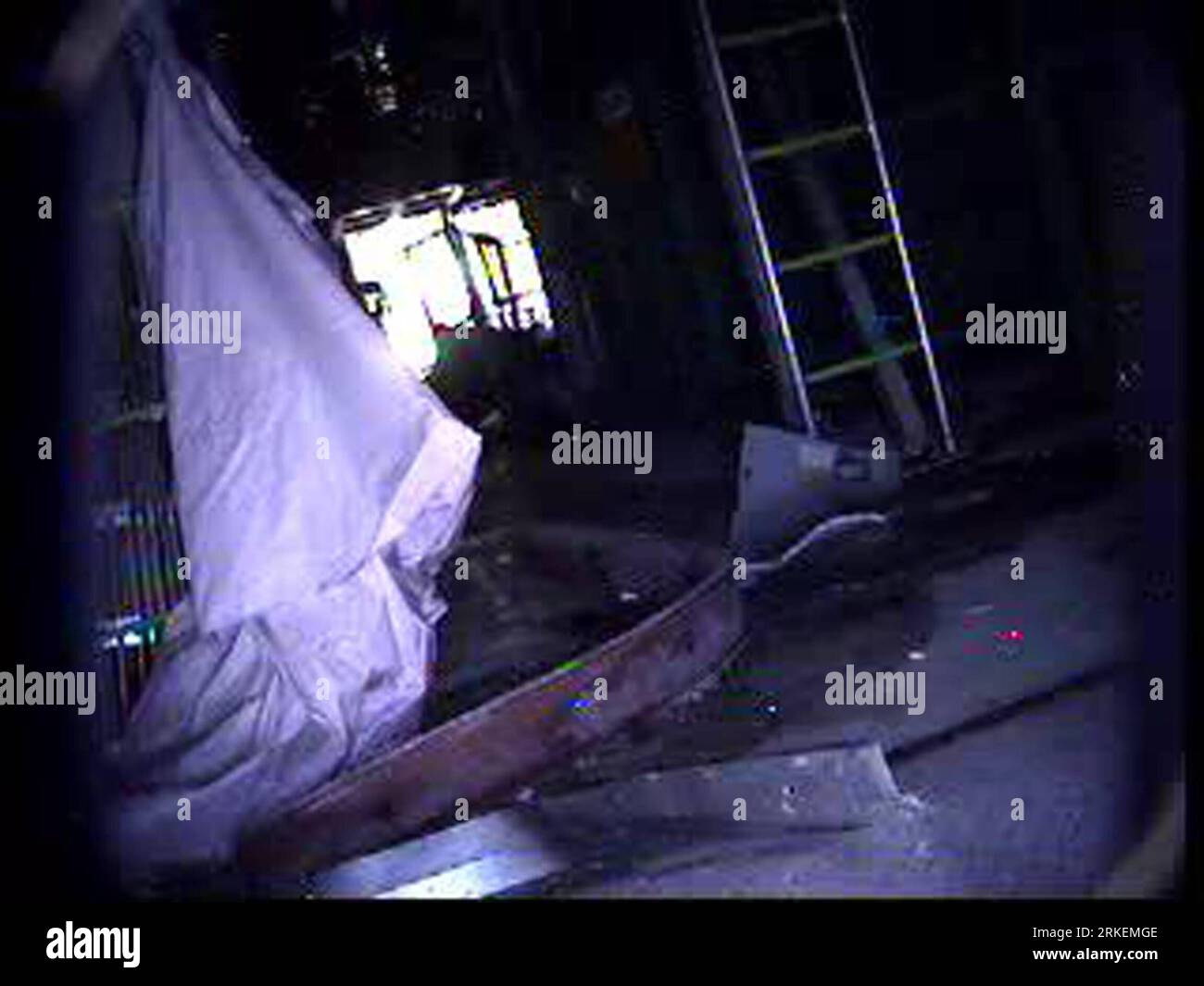 Measuring radiation hi-res stock photography and images - Alamy