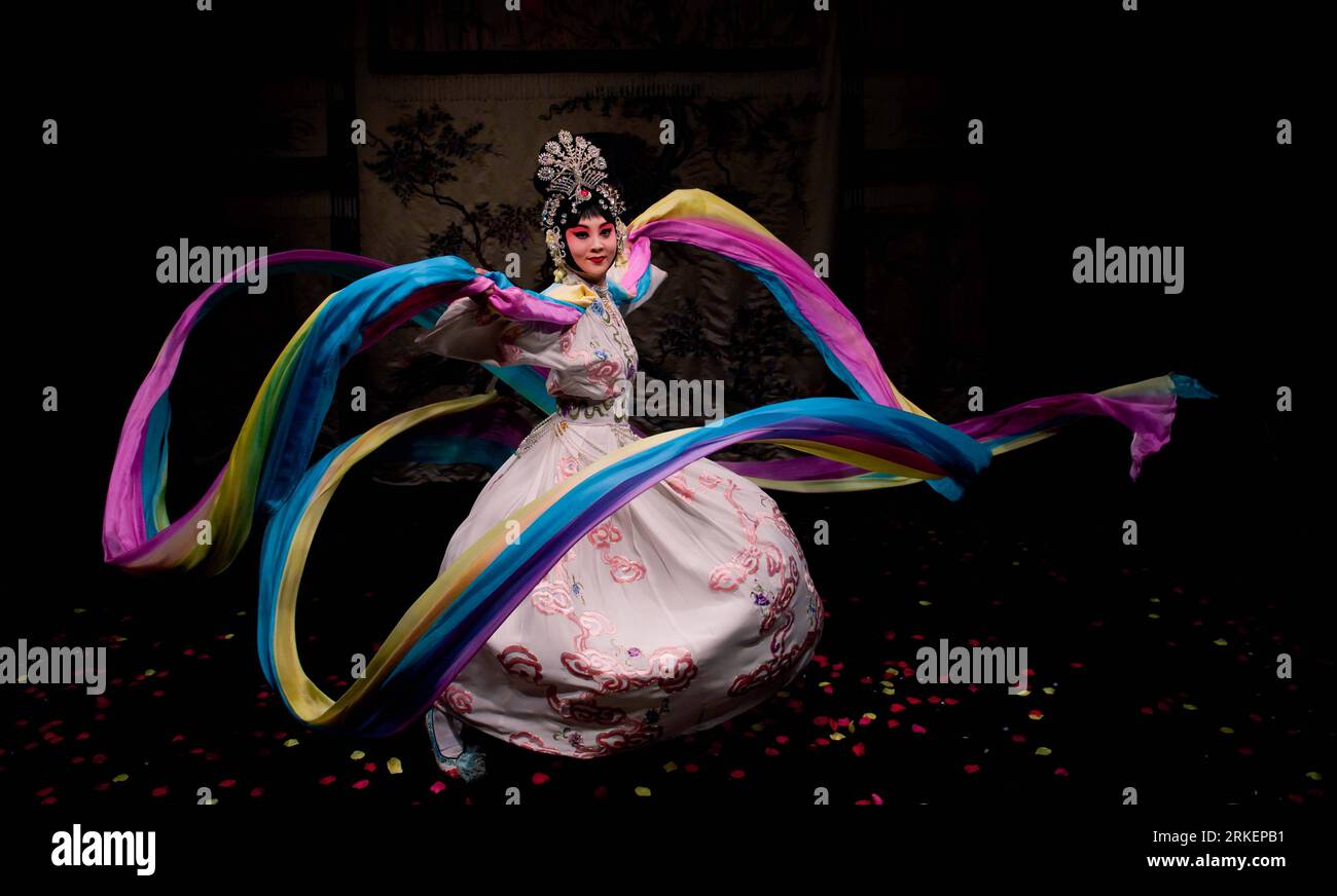 Ci ti hi-res stock photography and images - Alamy