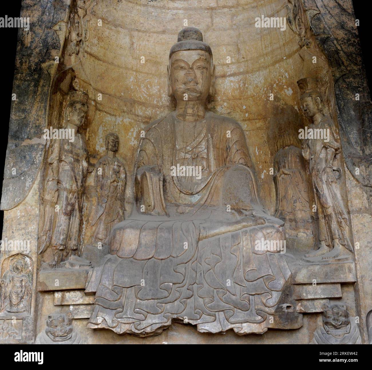 Five buddha family hi-res stock photography and images - Alamy