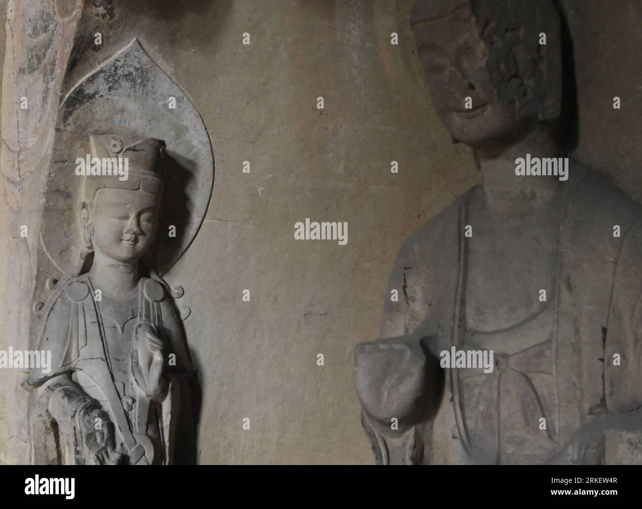Five buddha family hi-res stock photography and images - Alamy