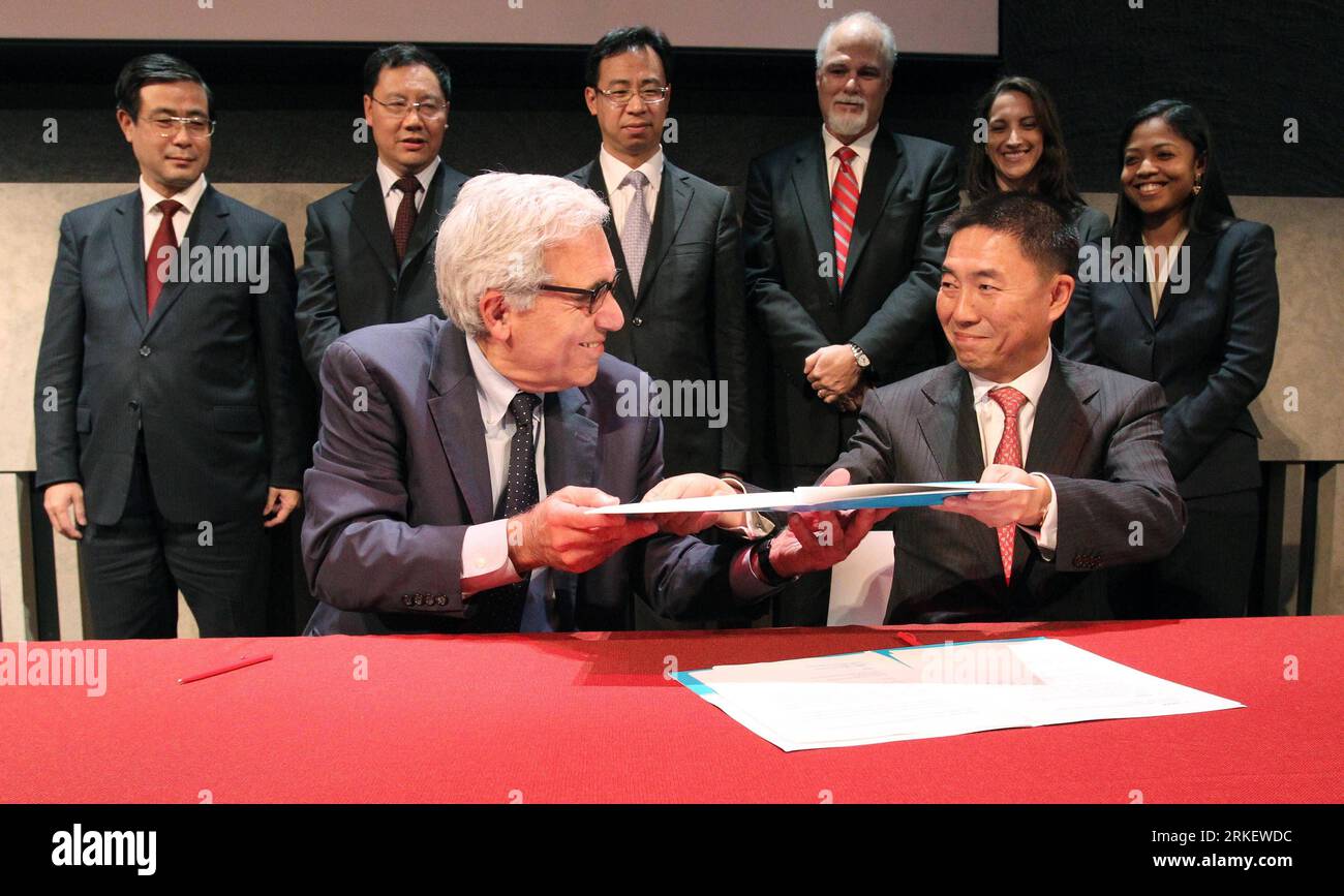 Reynold s hi-res stock photography and images - Alamy