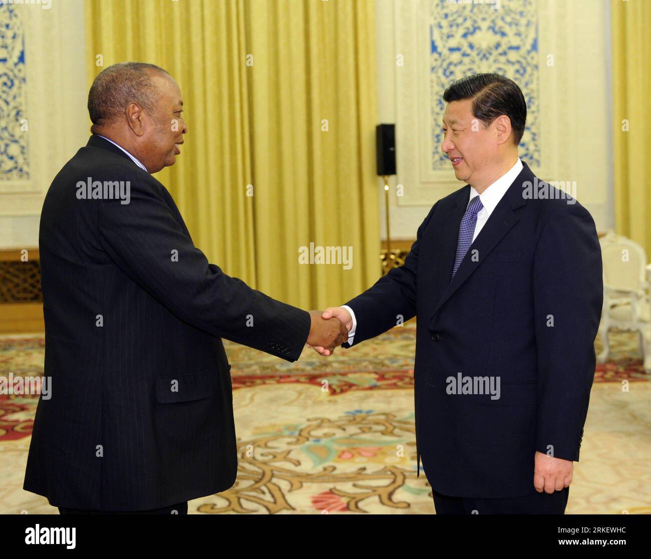 David deng athorbei hi-res stock photography and images - Alamy