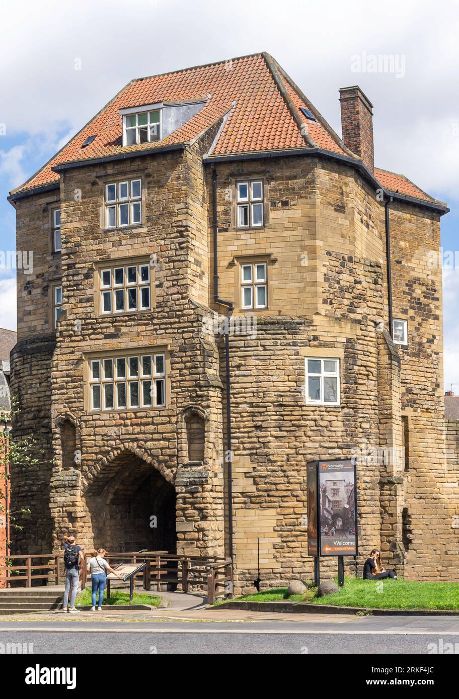 The Gateway to Old Newcastle, Newcastle Castle, The Black Gate ...