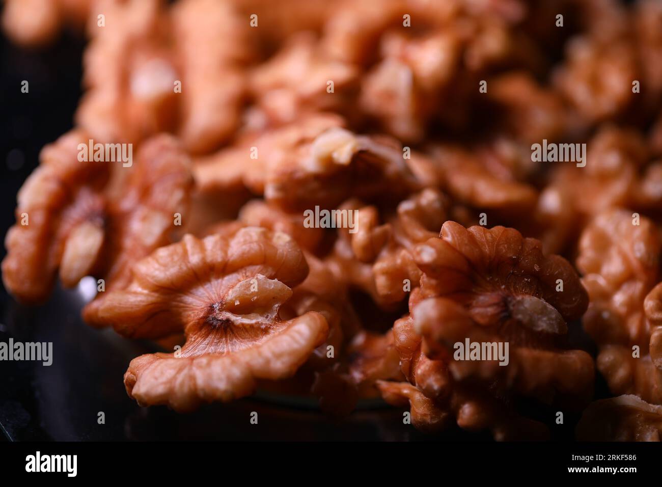 Walnuts With And Without Shells Stock Photo - Alamy
