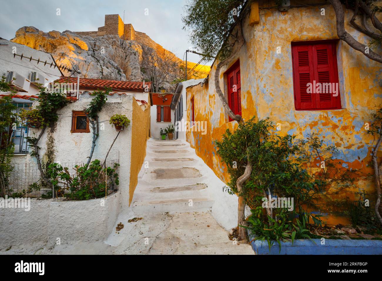 Anafiotika neighborhood and Acropolis in the old town of Athens' Stock ...