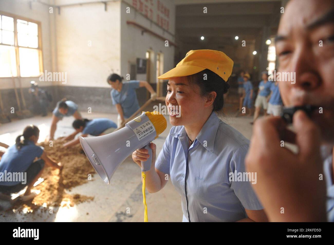 Shixian wang hi-res stock photography and images - Alamy