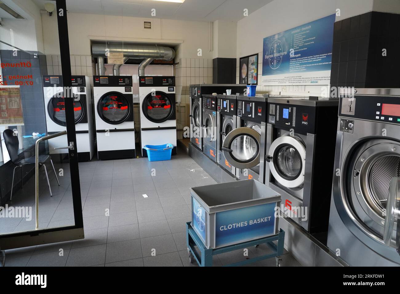 Coin washing hi-res stock photography and images - Alamy
