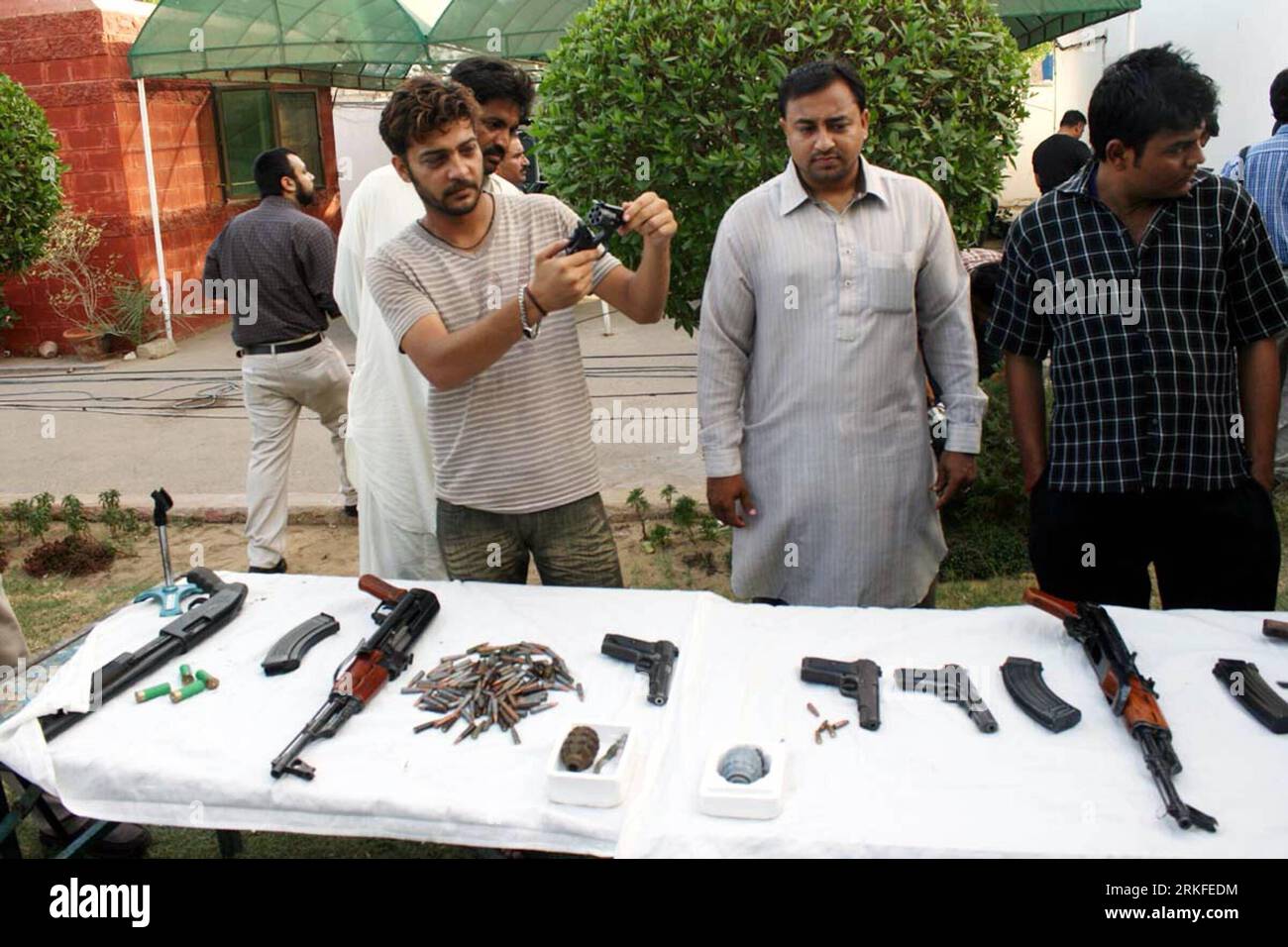 Pakistan crime investigation department cid hi-res stock photography ...