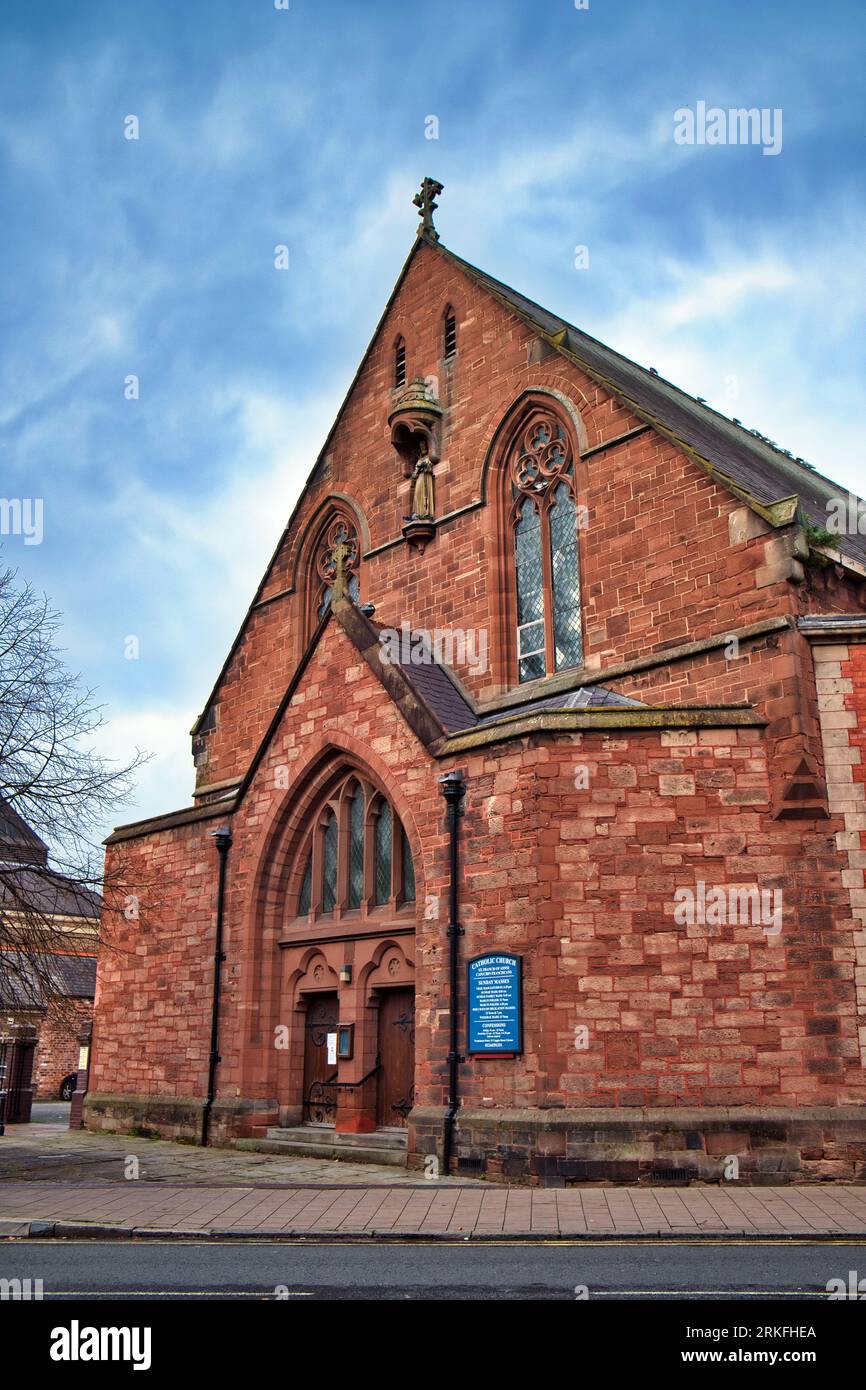 Church in chester hi-res stock photography and images - Alamy