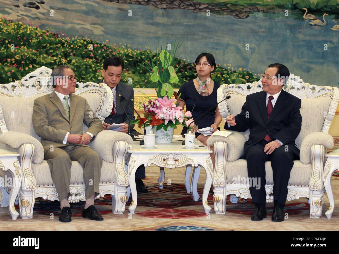 Vietnamese fatherland front hi-res stock photography and images - Alamy