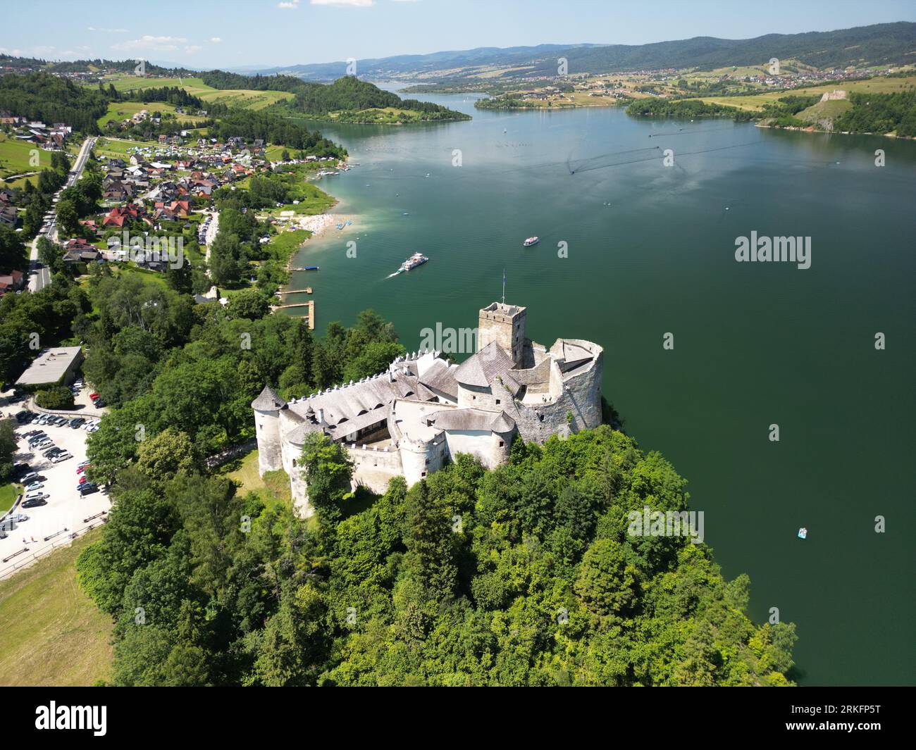 Zamek dunajec hi-res stock photography and images - Alamy