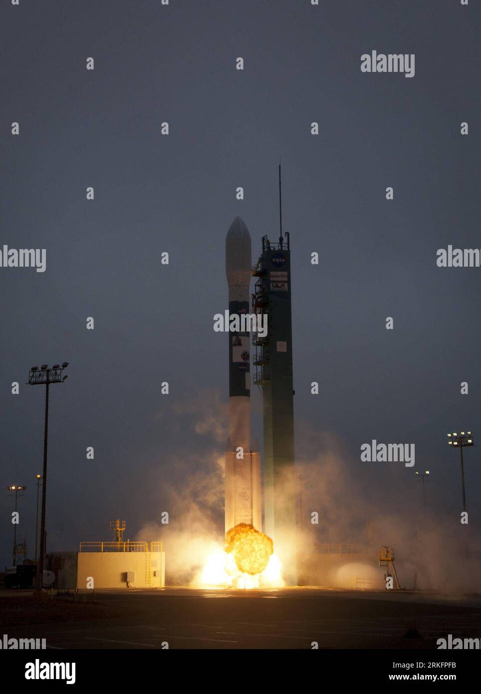 Sac d aquarius satellite hi-res stock photography and images - Alamy