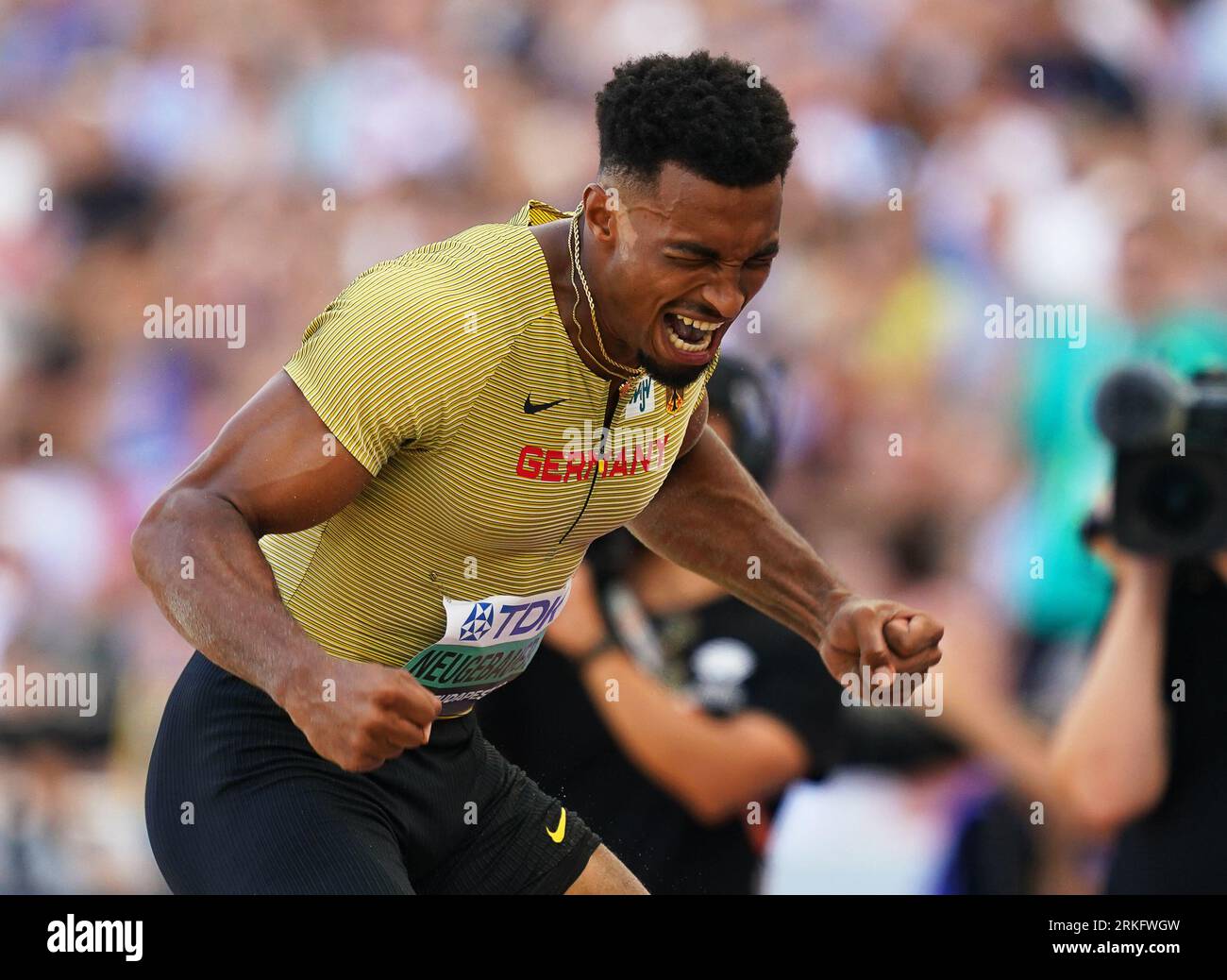 Long jump decathlon men hi-res stock photography and images - Alamy