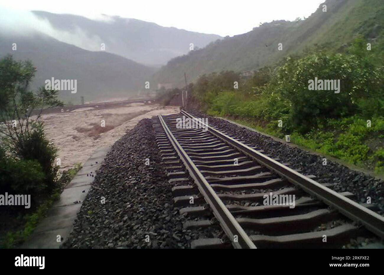 Heavy downpour on railway hi-res stock photography and images - Alamy